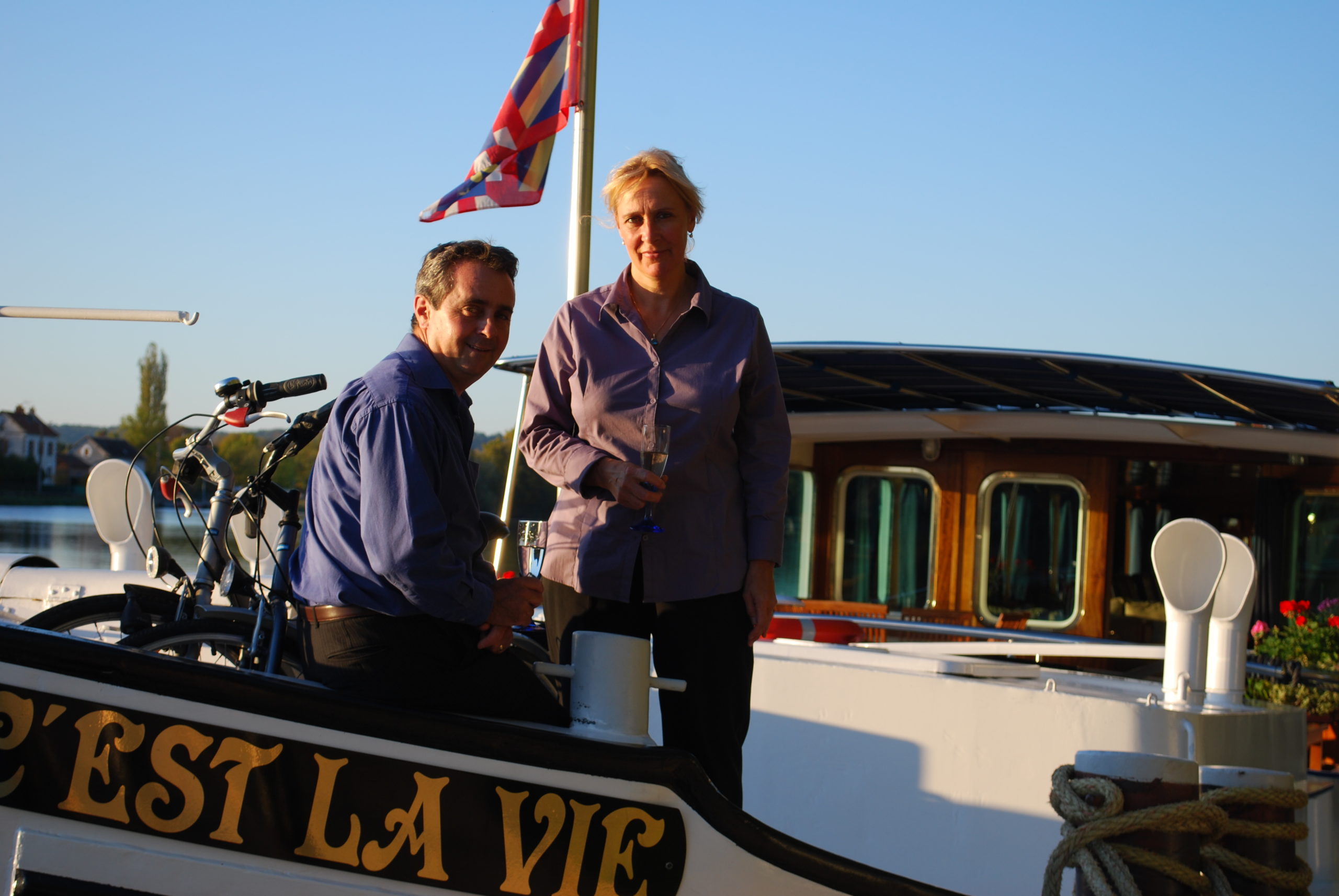 Meet Our Expert Barge Cruise Crew: Catering to All Your Needs - C'est ...
